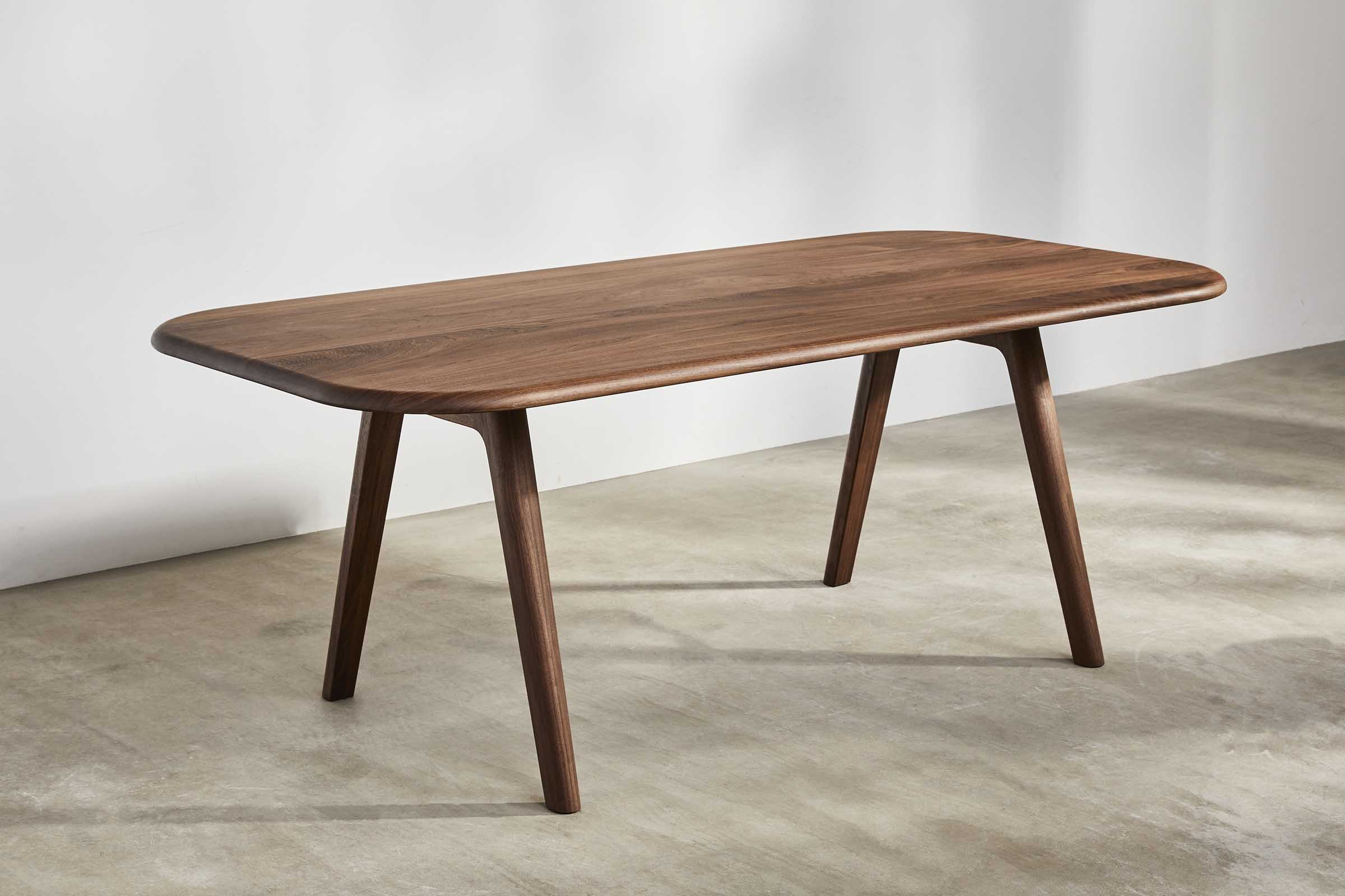 Benchmark - Handmade English Furniture - Sage Dining Table