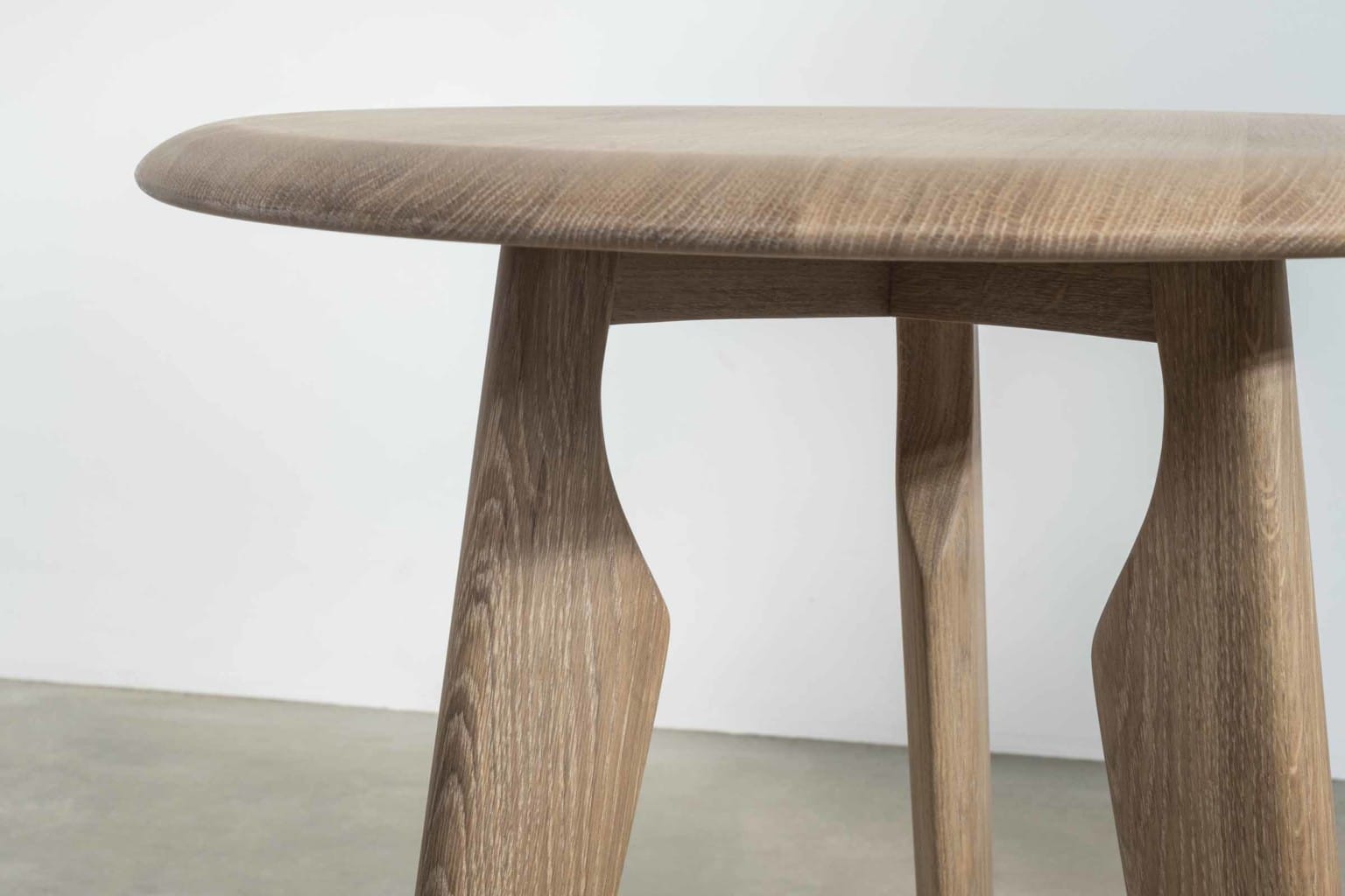Iklwa Side Table - Benchmark US